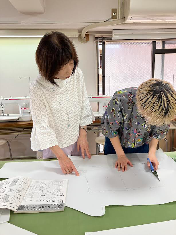 ゆり洋裁教室｜神戸・東灘区の洋裁教室